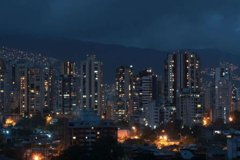 Explosiones en Caracas: causas, consecuencias y últimos detalles